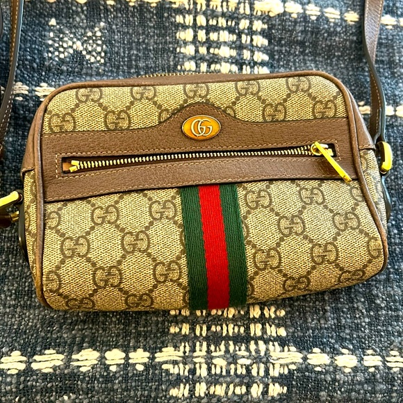 Gucci | Bags | Gucci Cross Body Bag | Poshmark